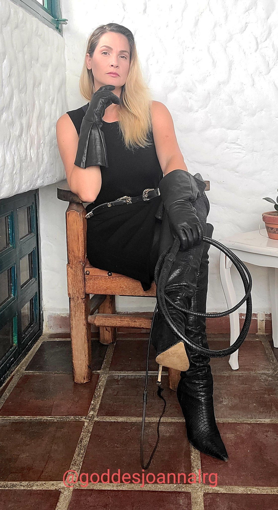 TW Pornstars - @goddesjoannalrg. Twitter. Say good morning to your goddess. 1:16 PM - 30 Oct 2021