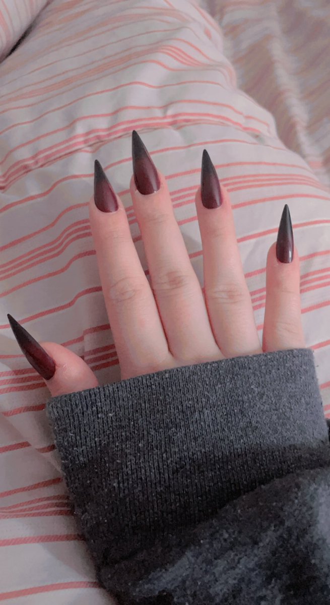 「omg help i legit cannot do anything with」|🦴🦈 mako sameshima !のイラスト