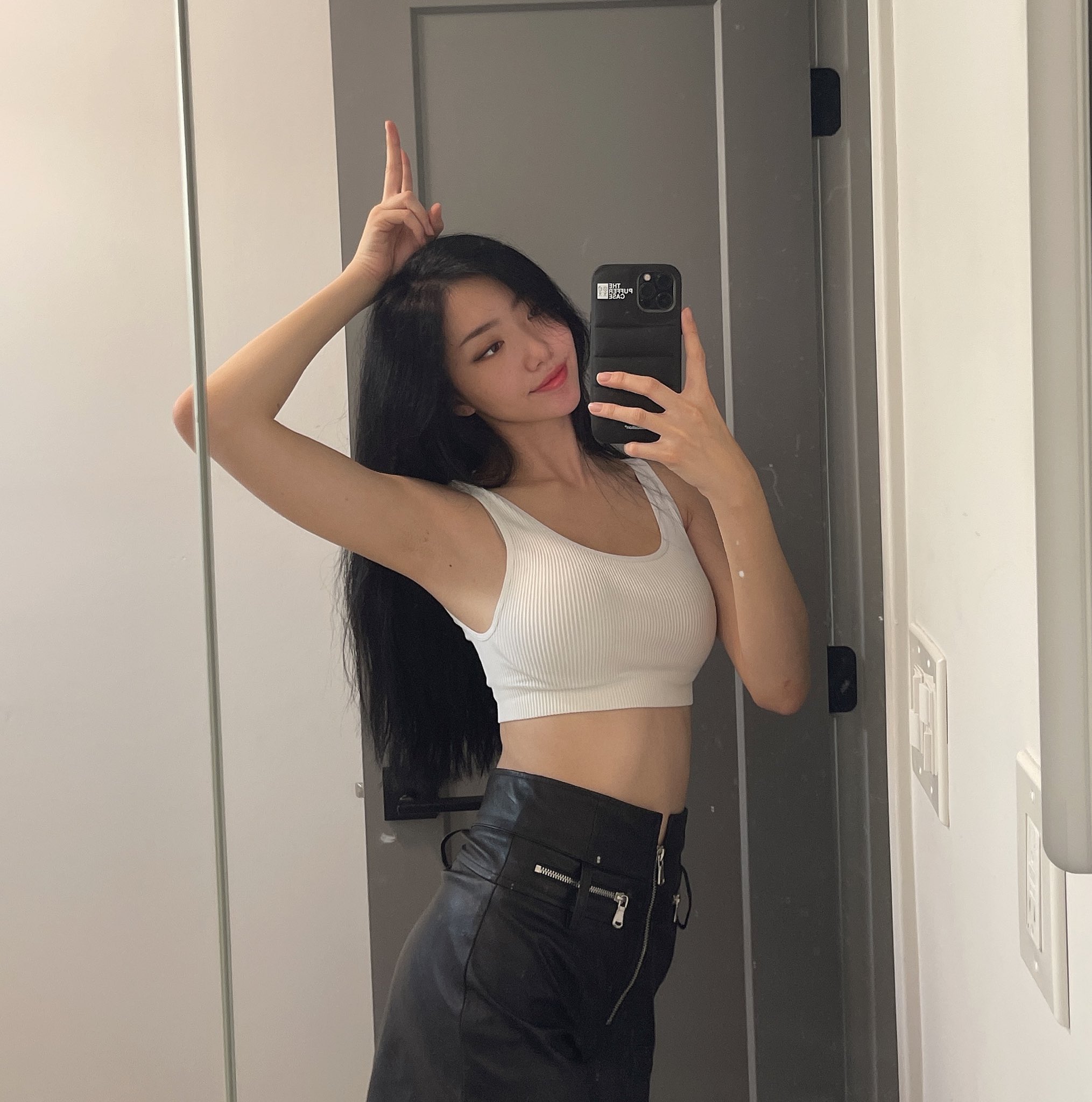 yoon on Twitter: "I haven’t posted in a month https://t.co/oh6wvZTACB" / Twitter