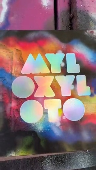 Mylo Xyloto Artwork