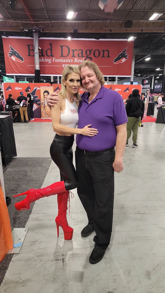 @MalinowskiGary Thank you soooo much for the amazing shoes! Gary ...