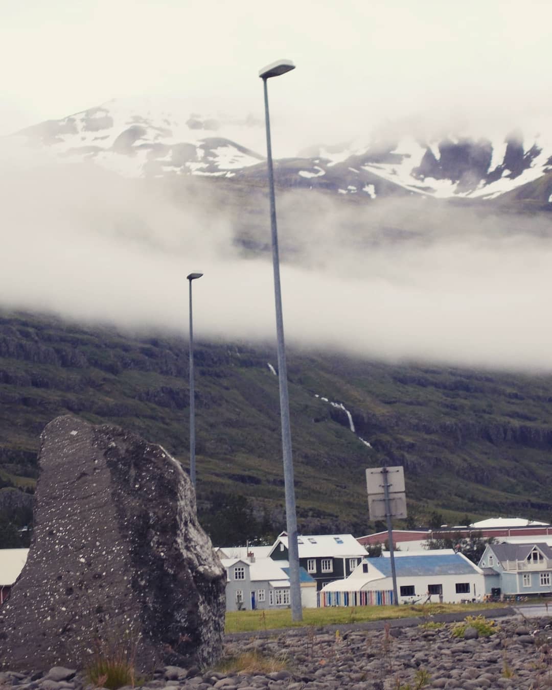 Hannah Roach on Twitter: "Iceland, #illustration and #photographs…