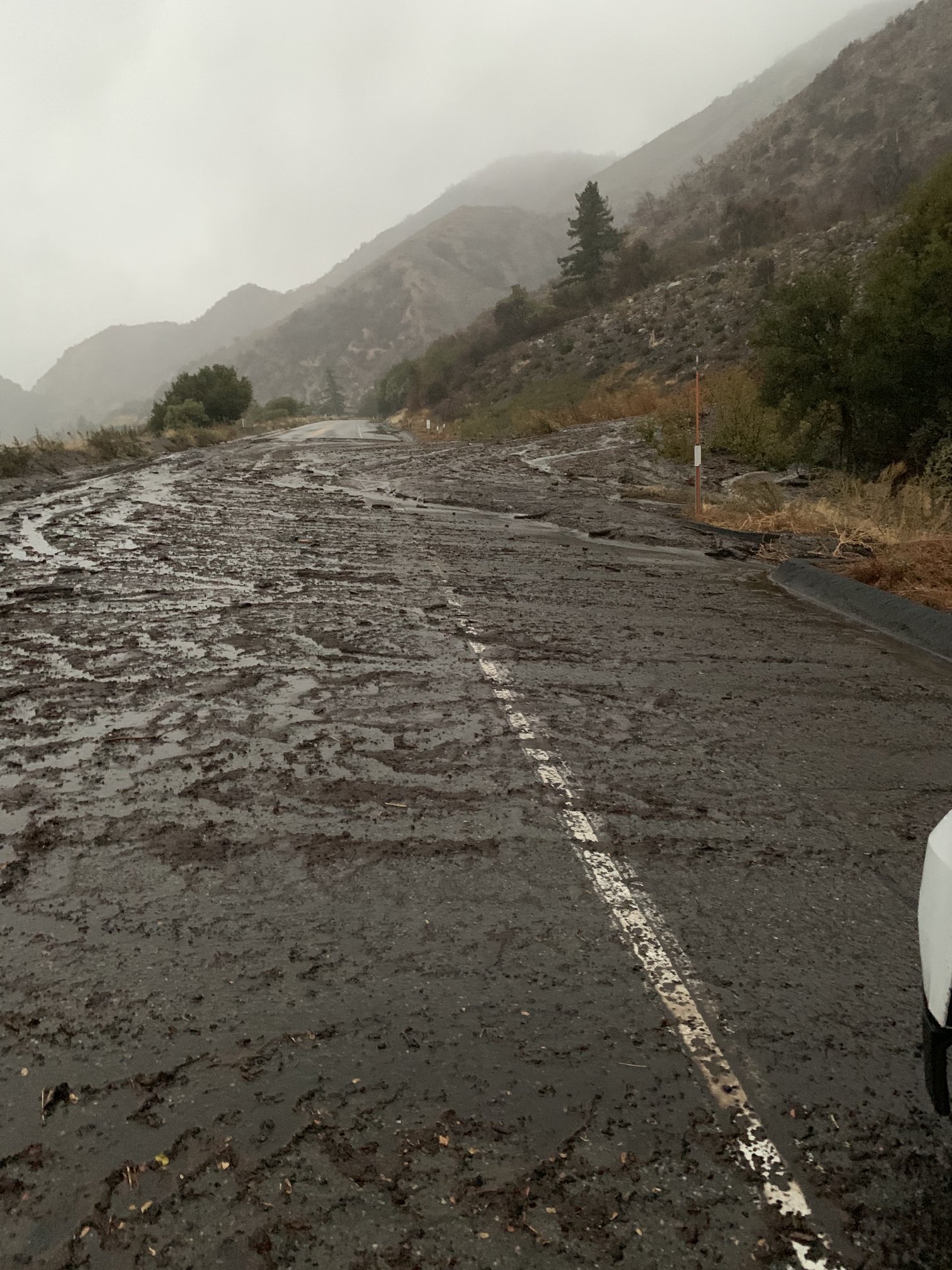 Caltrans District 8 on Twitter: "SBD: SR 38 will remain closed overnight due to debris flows in ...
