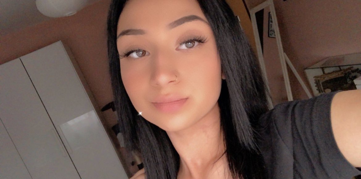 Göttin Dilara 🇹🇷 On Twitter Sklaven Betteln Tage Lang Damit Sie Mir