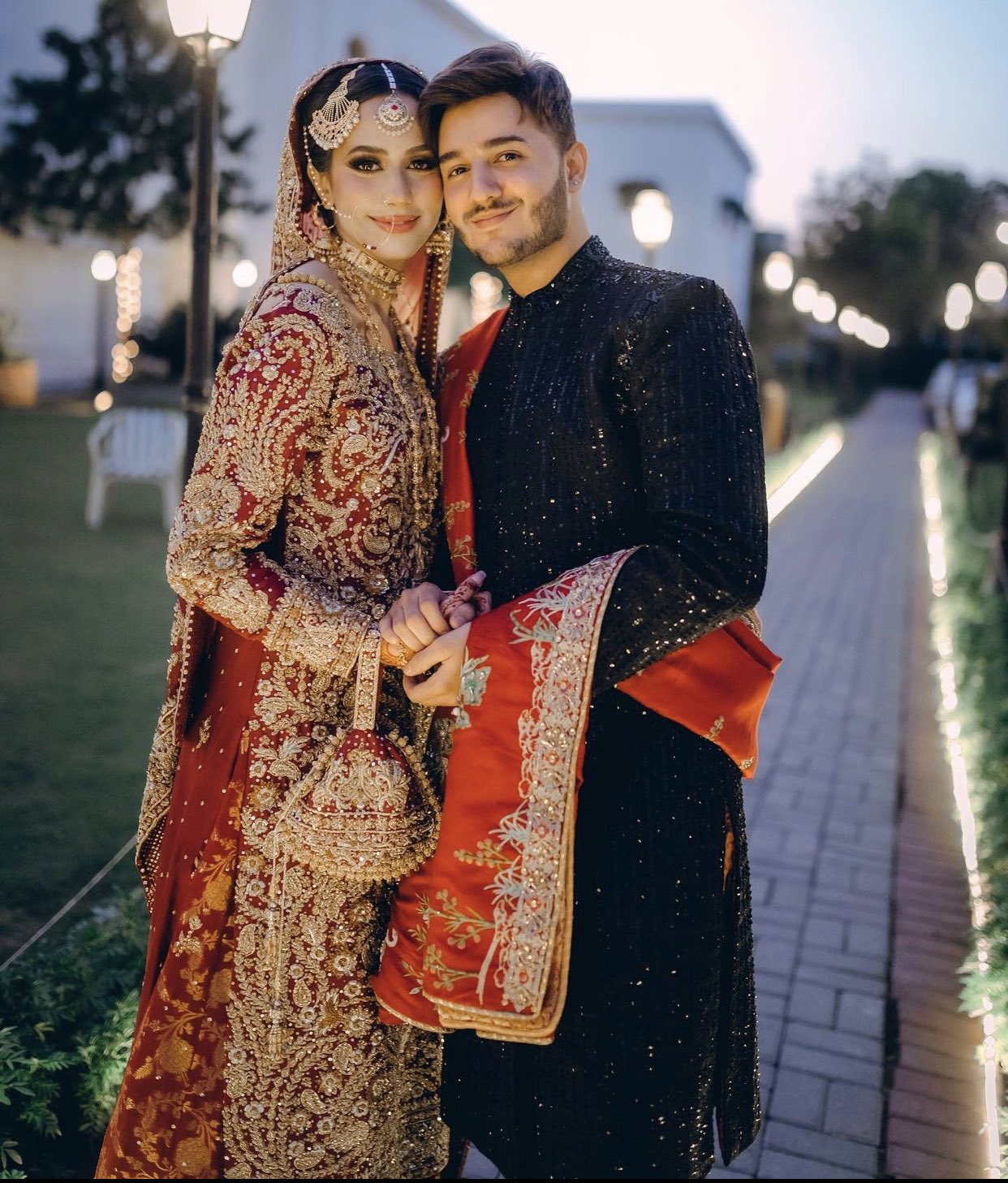 Pakistani Bride And Groom Photo Shoot