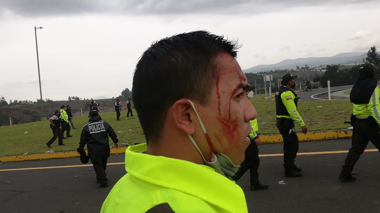 Policía Ecuador On Twitter No A Las Agresiones 🤚🏻 3 Policías