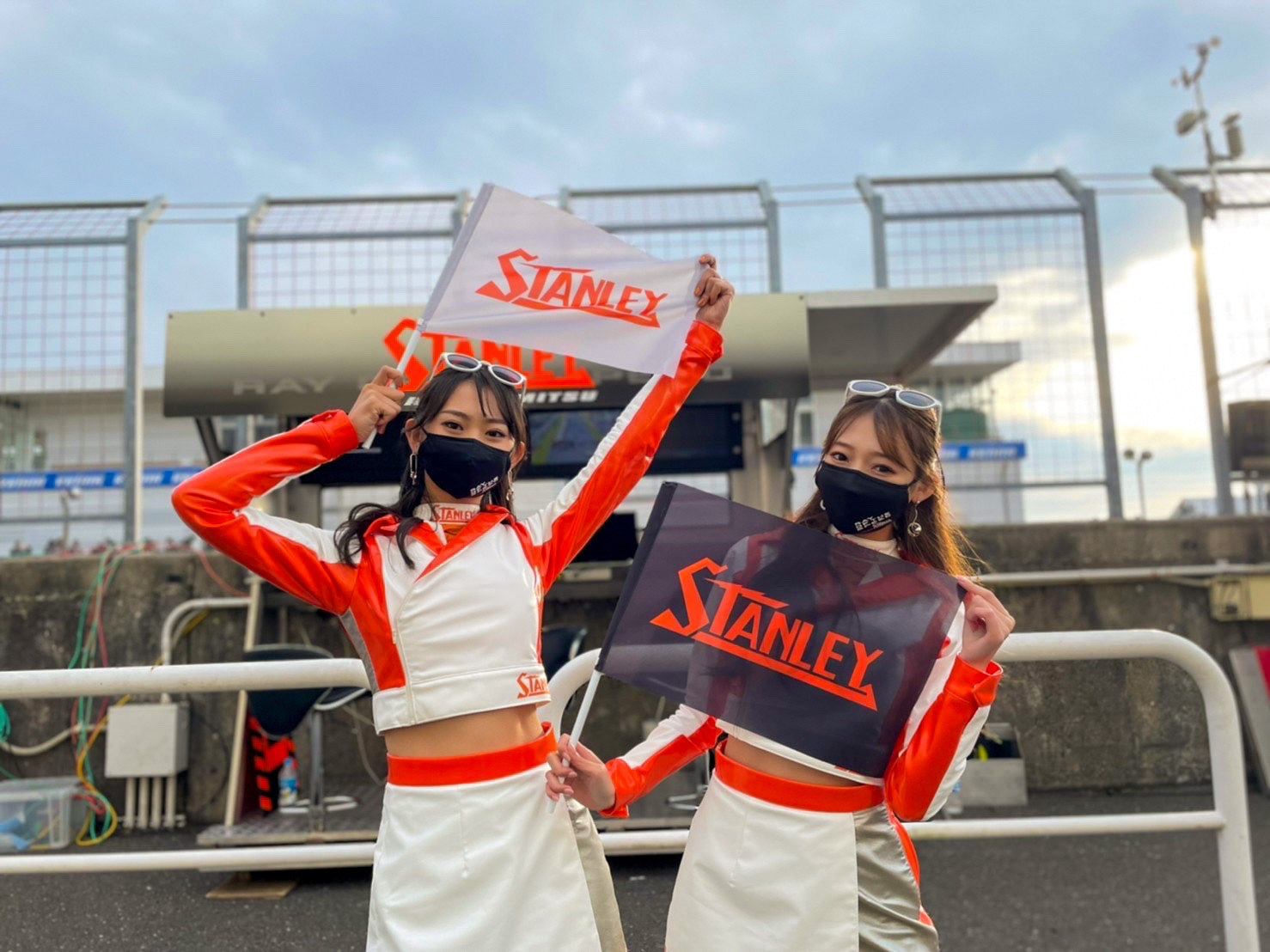 相沢菜々子 / Nanako Aizawa on Twitter: "#日本レースクイーン大賞2021 プレ投票が本日までです。 #2021STANLEYレースクイーン からはあゆみん ...