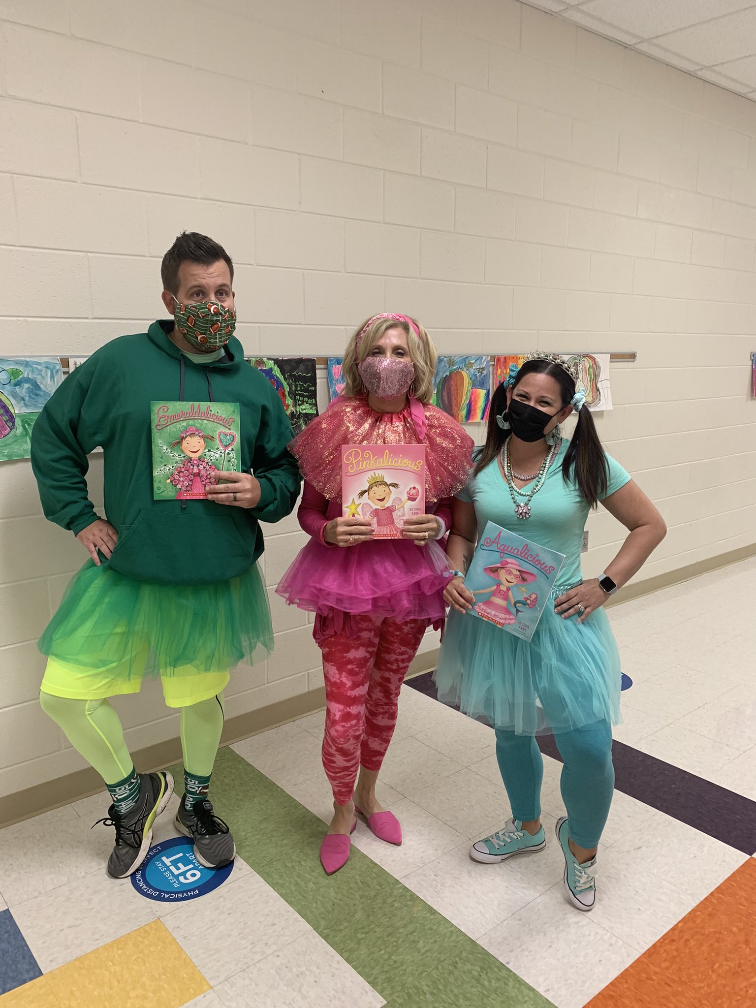 Pinkalicious Teacher Costume