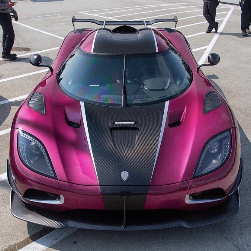 Pink Koenigsegg Agera