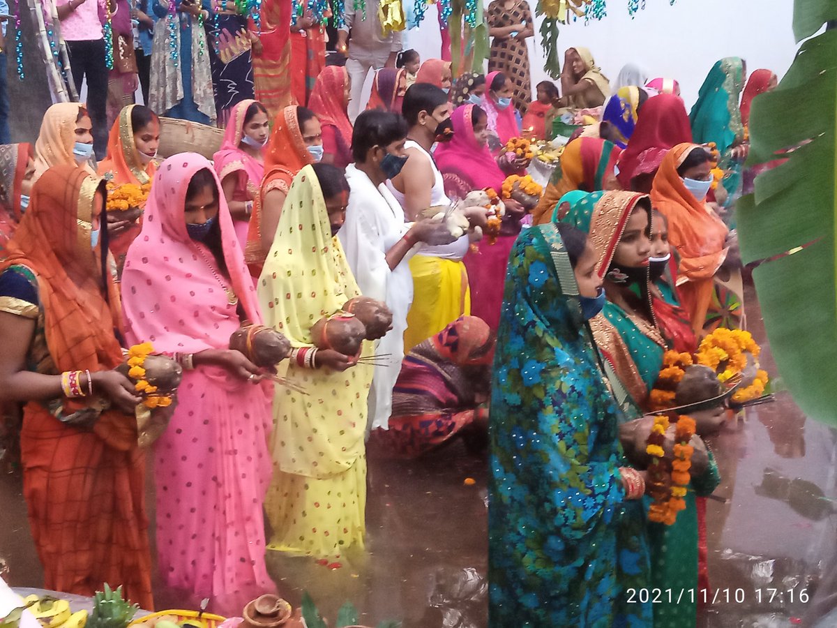 Today in Hauz khas,New Delhi, I saw the Rituals of one of the most eco ...