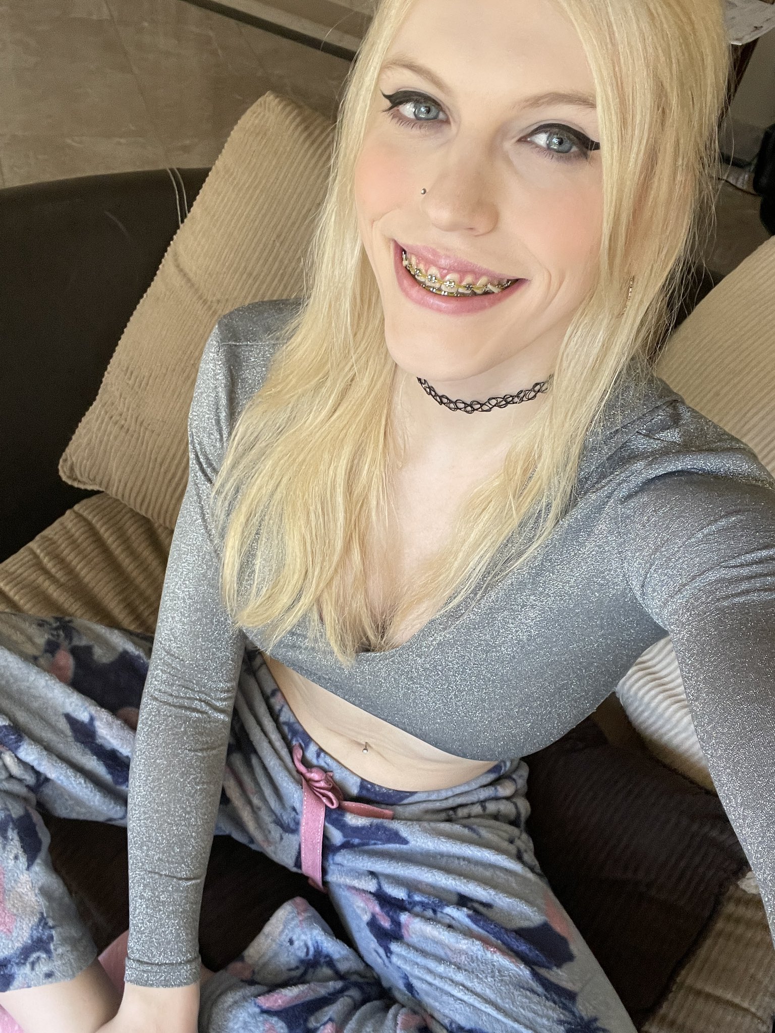 TW Pornstars - 2 pic. Izzy Wilde. Twitter. 5:57 PM - 10 Nov 2021