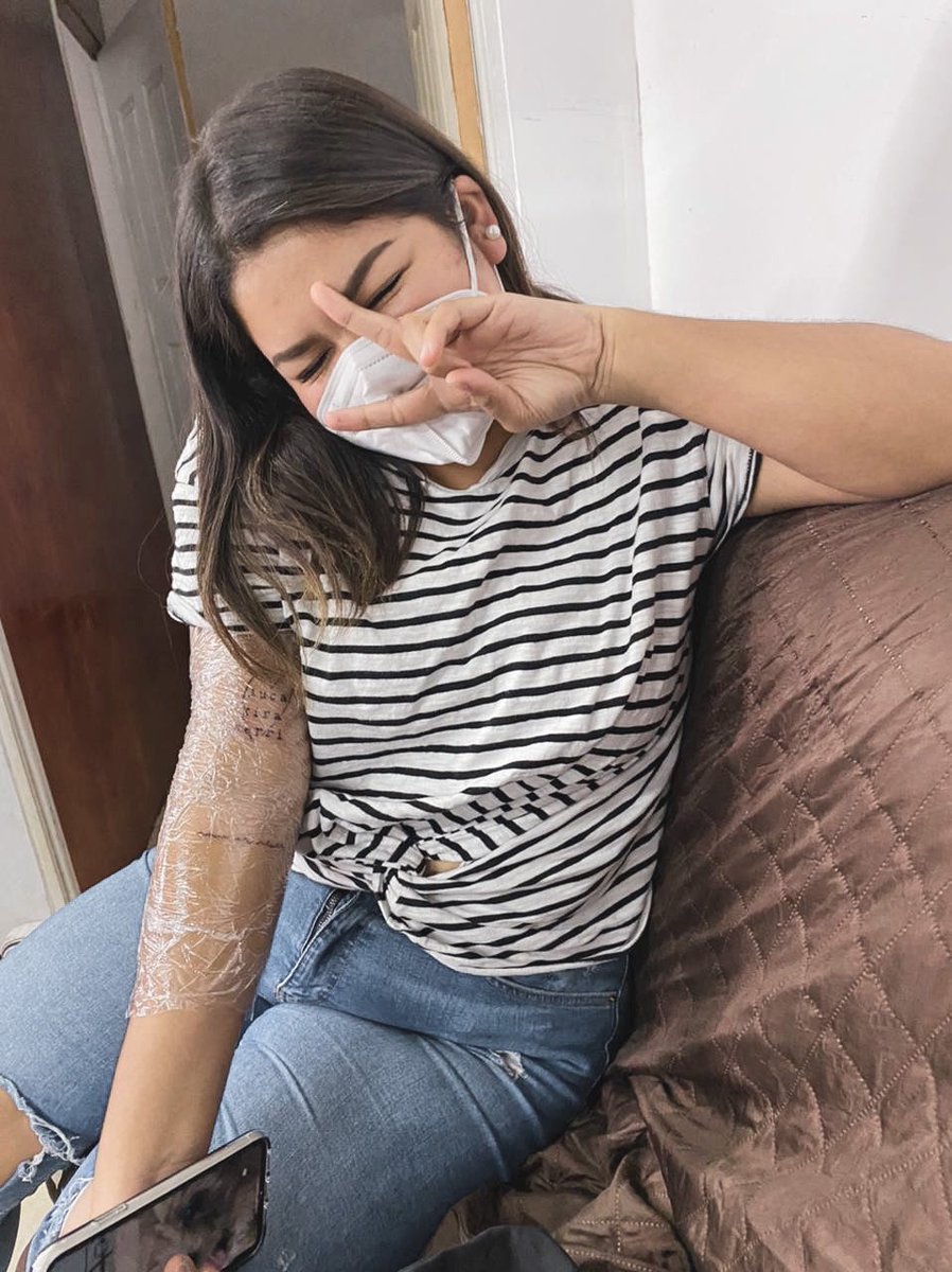 Mishell 🦦 (@misheeellg) | Twitter