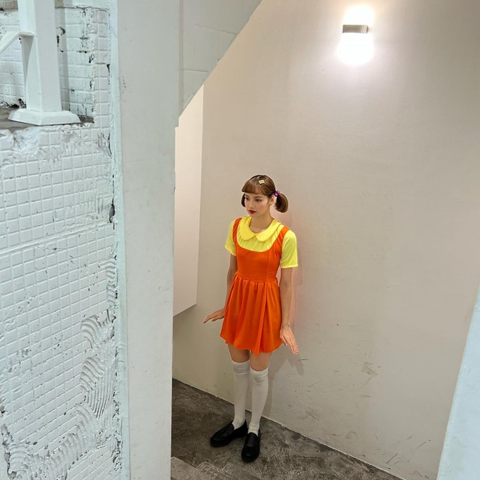 BLACKPINK idol Lisa dressed up for Halloween as this Squid Game ...