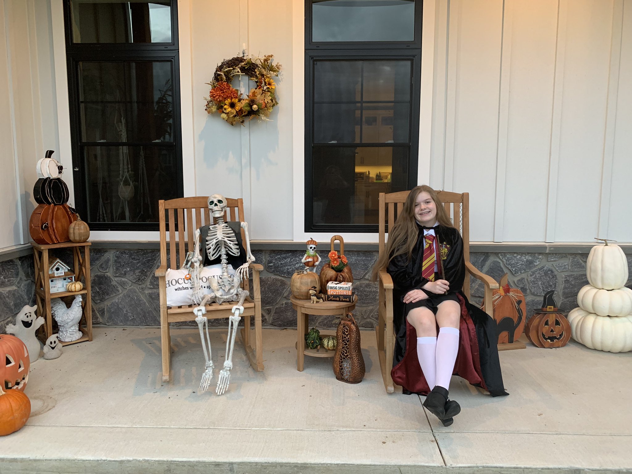 Katrina🌊🌊🌊 on Twitter: "Happy Halloween, Witches 🧙‍♀️ https://t.co/Bv0BwmG9w5" / Twitter