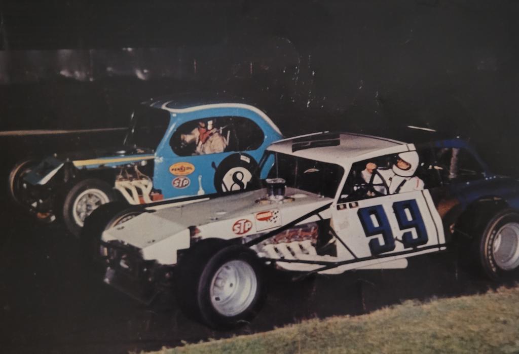 RT @ChrisWelch44: 1971 Oswego speedway. Two of the best out of New York ...