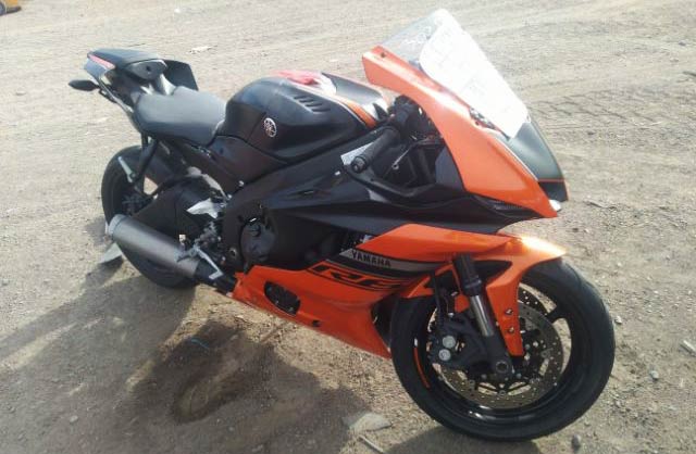 Yamaha R6 Black And Orange