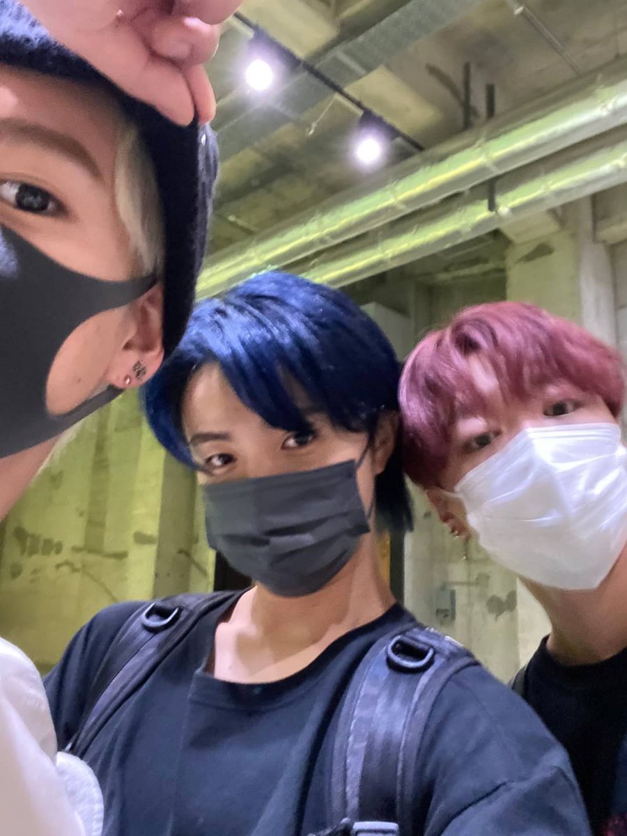 BE:FIRST on Twitter: "アー写撮影後のウキウキ亀樹音 #BEFIRST #Gifted #BESTY #BEFIRSTが公式ジャックします #JUNON https://t ...