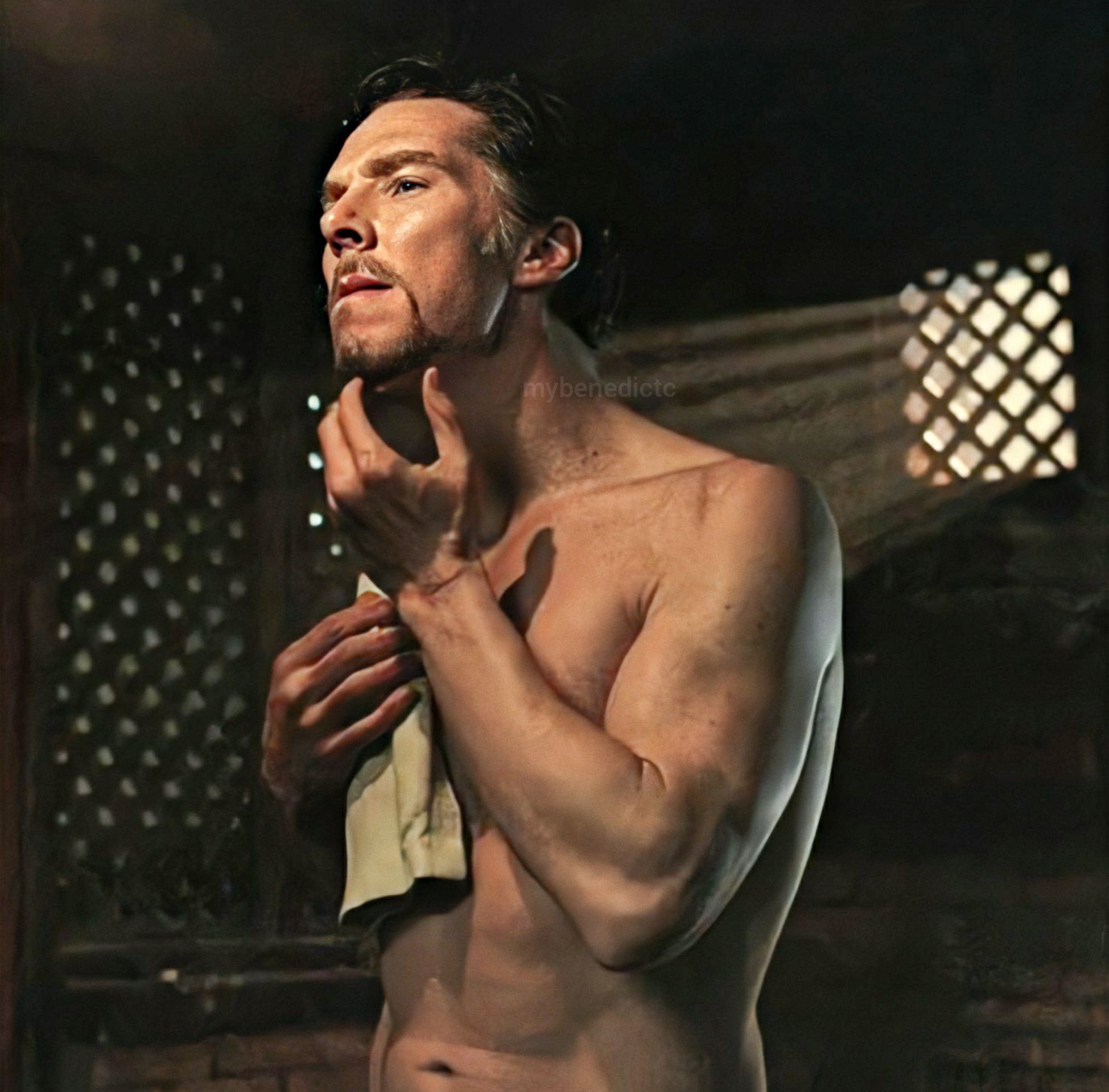 Benedict Cumberbatch Shirtless Star Trek Benedict Cumberbatch: