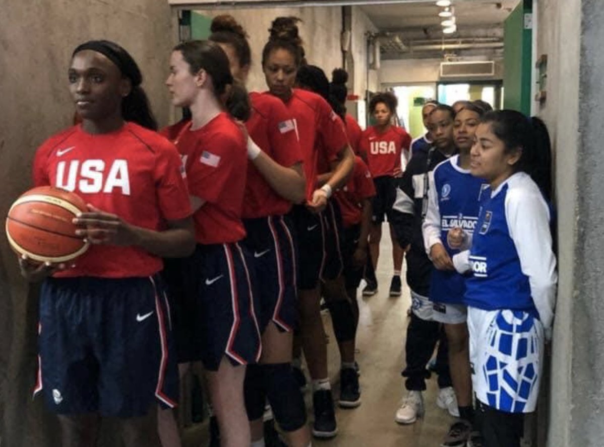 Warriors and Pelicans tonight