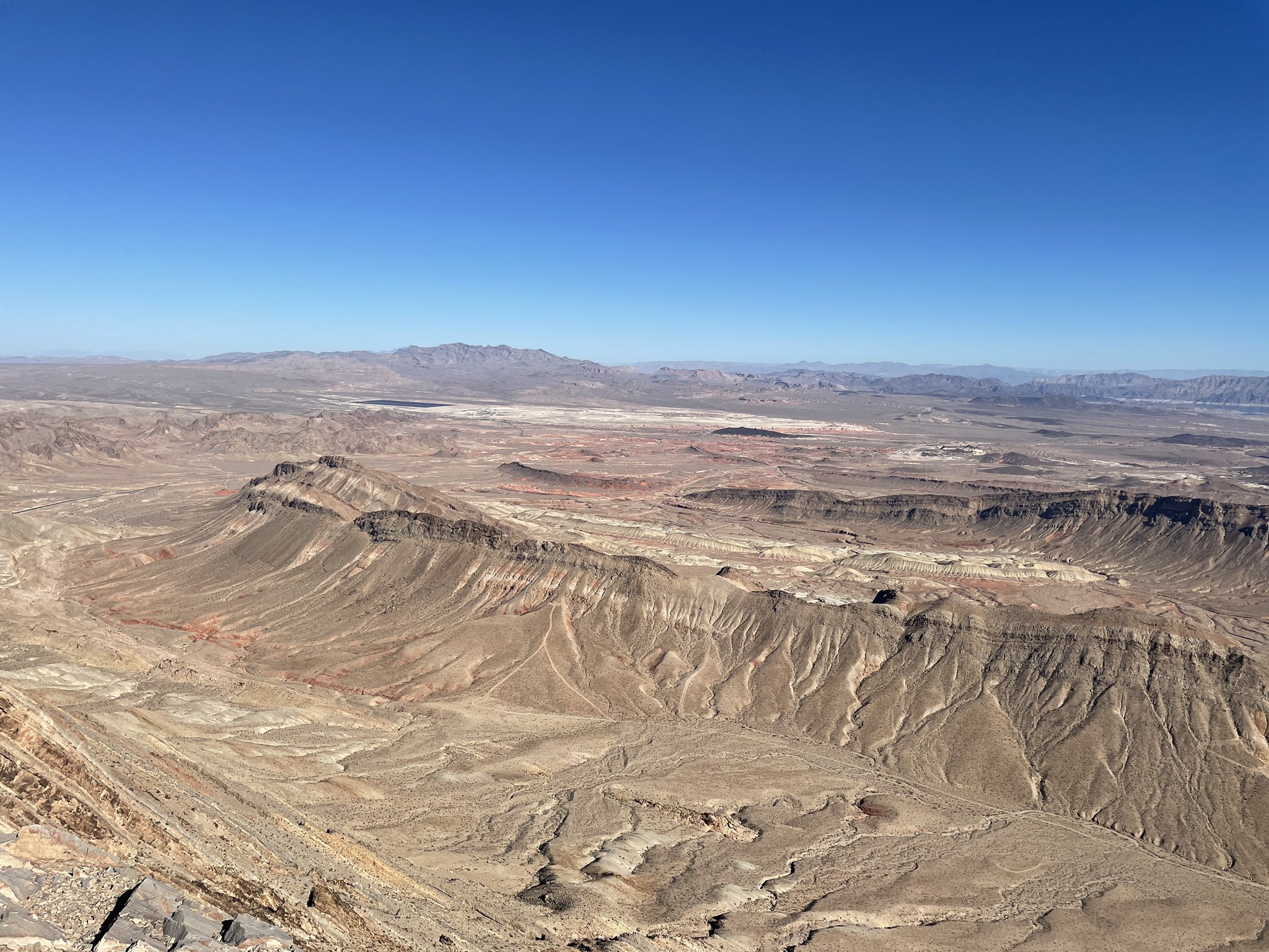 TW Pornstars - 3 pic. Ryley Rails. Twitter. Hiking in Vegas with Kai ...