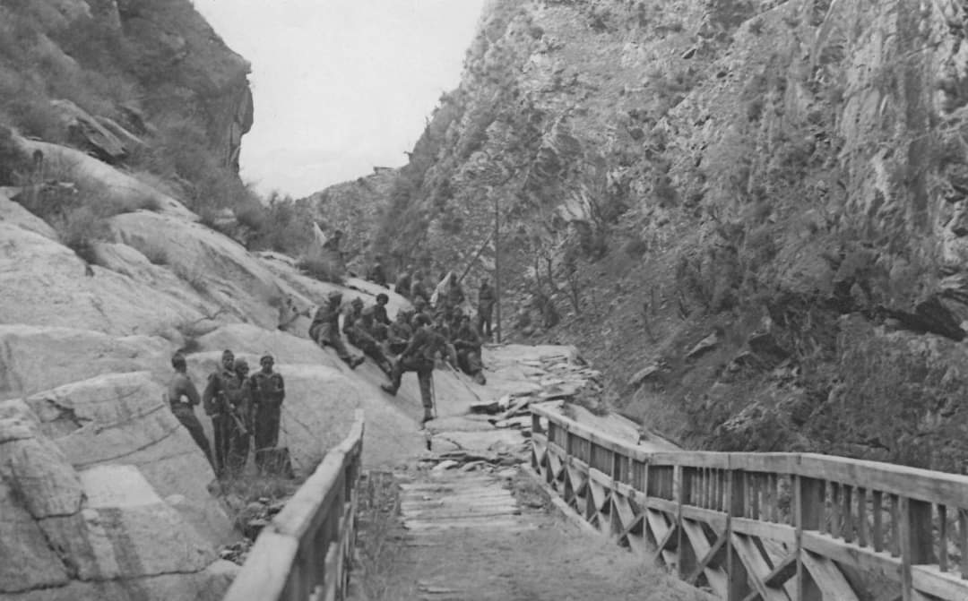 Story of "KAMAN SETU" The last significant Indian post that dominates ...