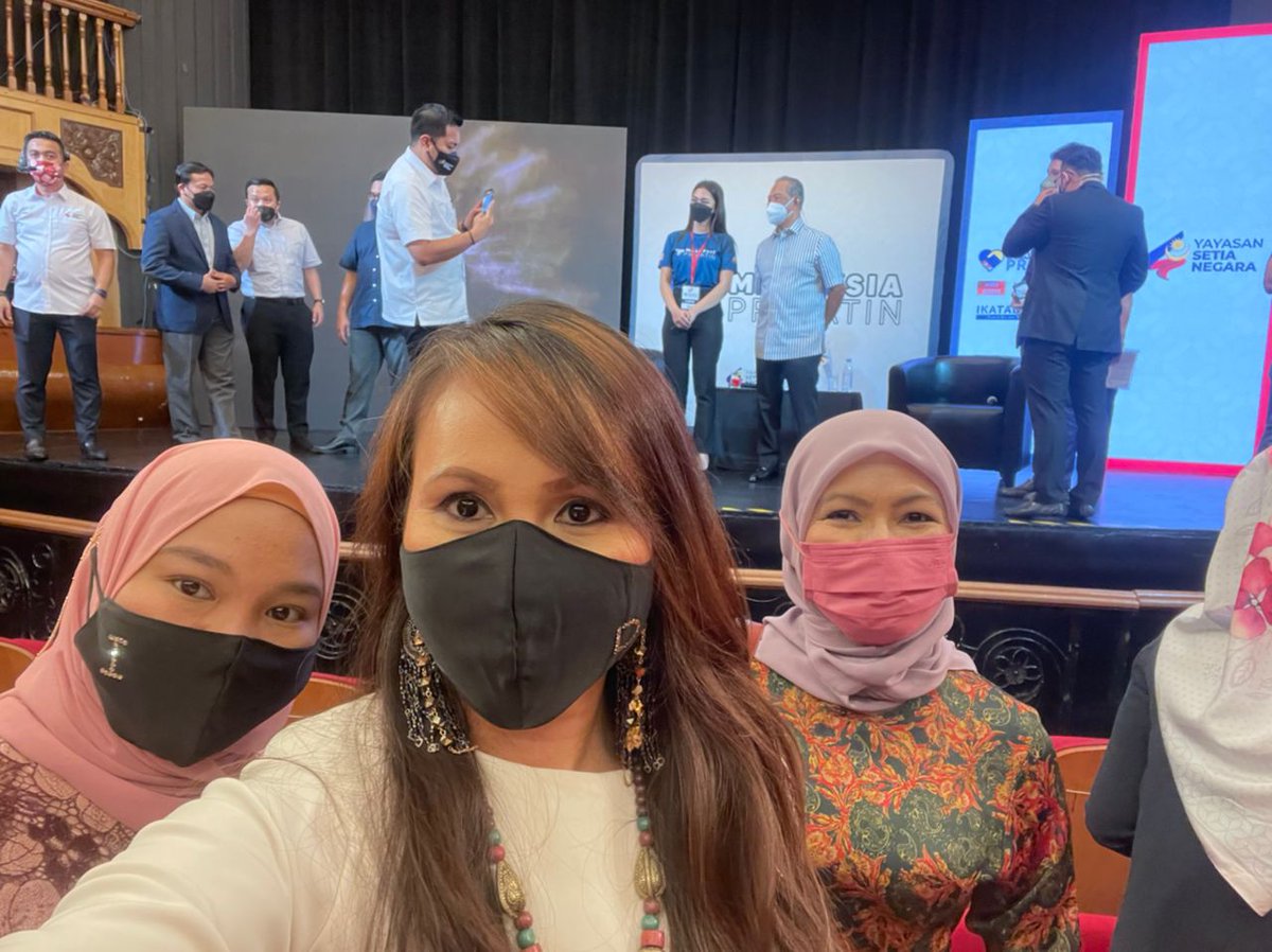 Narisa Nari (@NarisaNari69) | Twitter