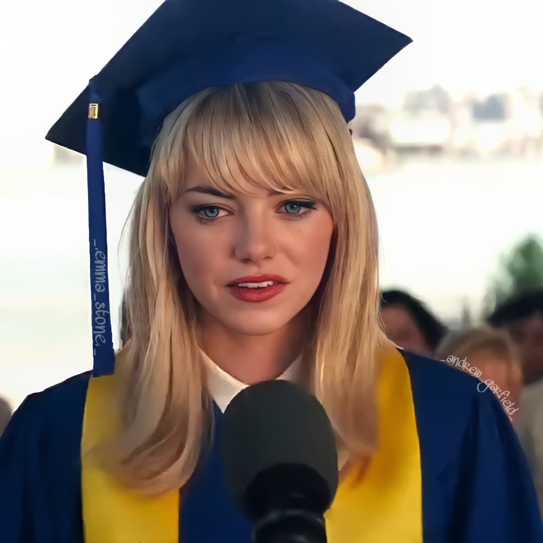 Gwen Stacy And Peter Parker Graduation