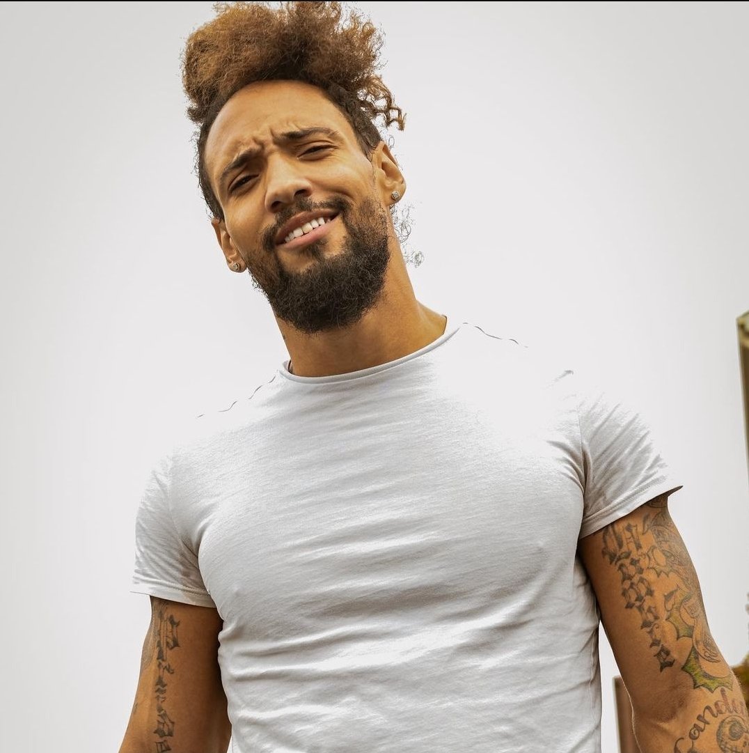 De'Vaughn Cannon (@dakidVAUGHN) | Twitter