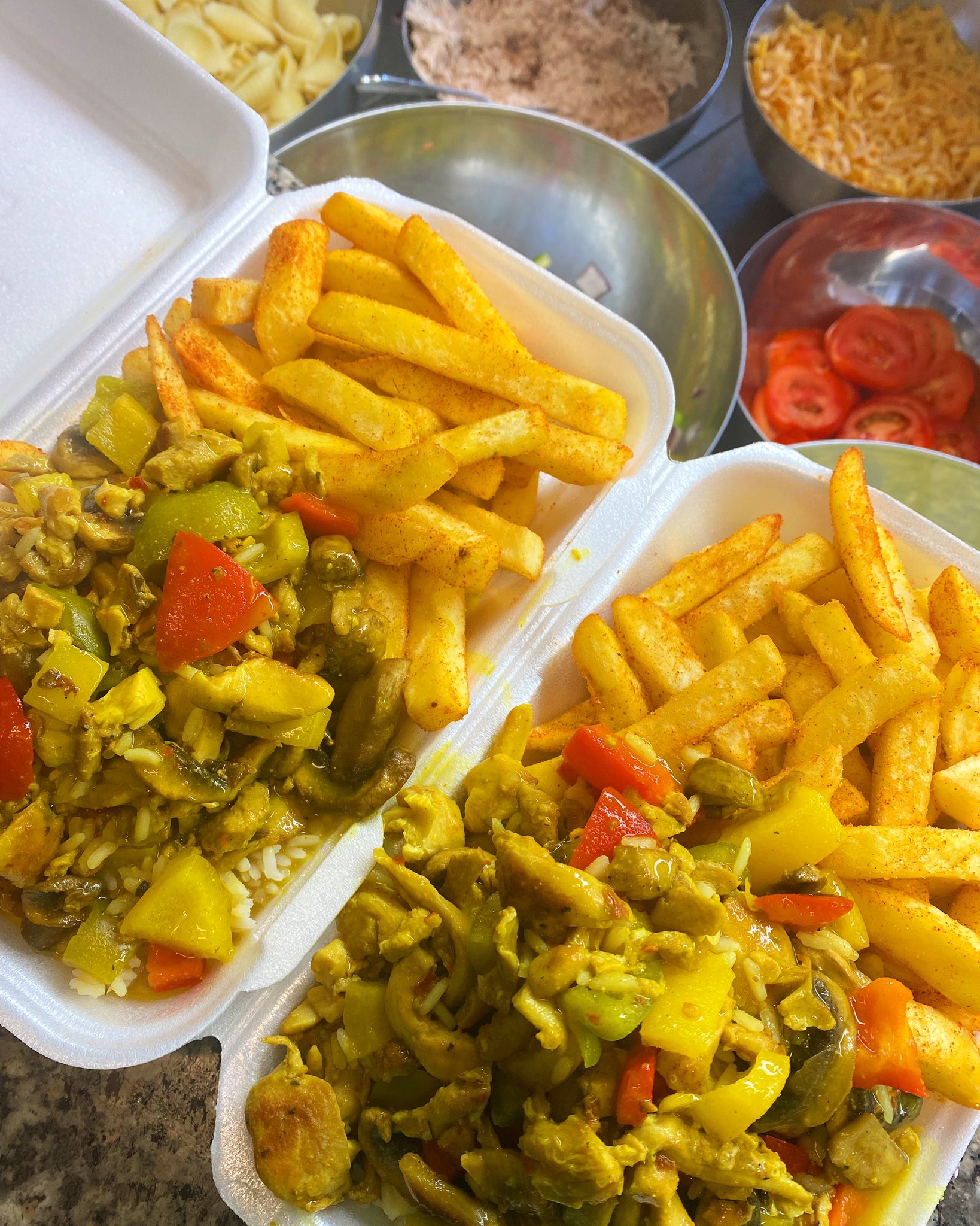 Chicken Curry With Rice And Chips