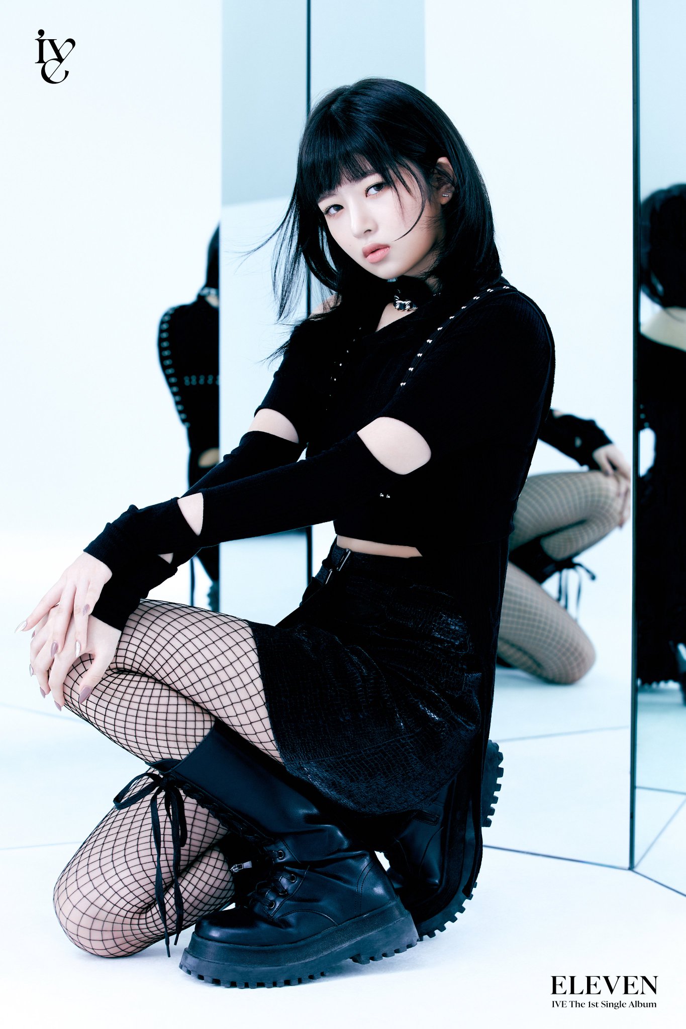 IVE OFFICIAL on Twitter: "IVE THE 1st SINGLE ALBUM CONCEPT PHOTO 'REI' 2021.12.01 6PM (KST) #IVE ...