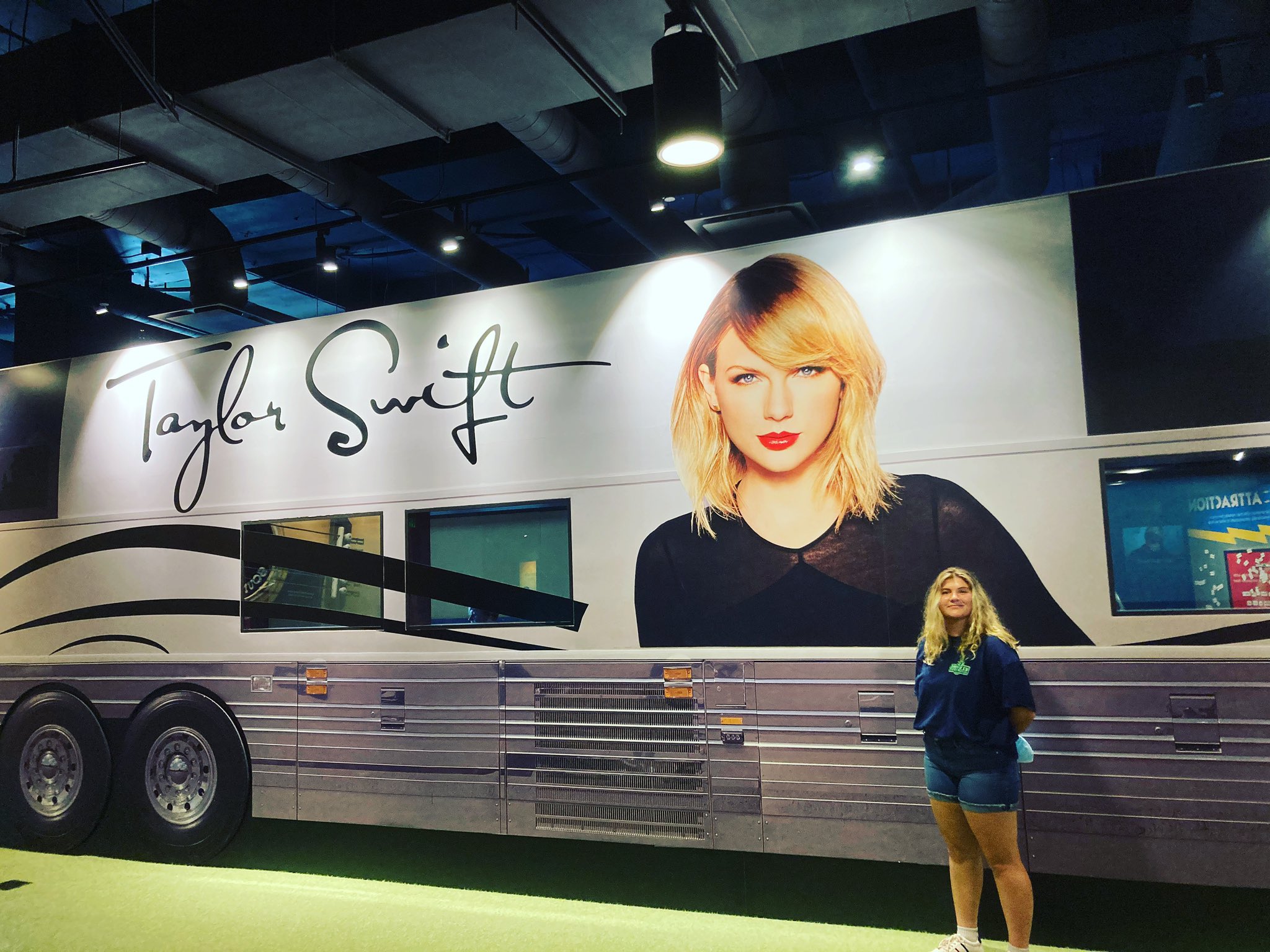 Taylor Swift Tour Bus Photos