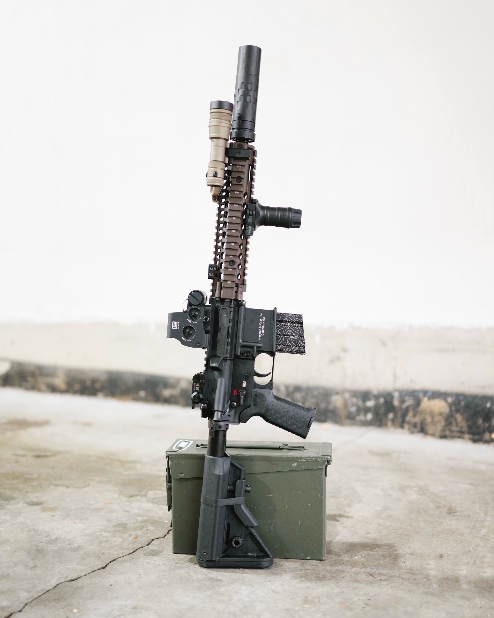 Daniel Defense Wallpaper