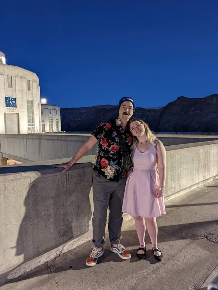 Tw Pornstars 3 Pic Chelle Silverstein Twitter At The Hoover Dam This Big Horned Sheep Just