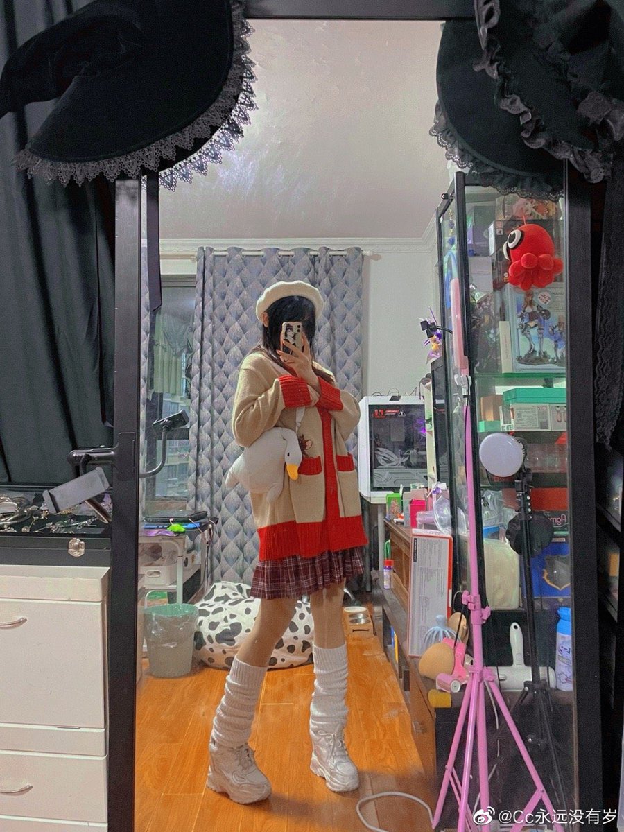 大鹅🦢 Cc 18 forever @ccupcat