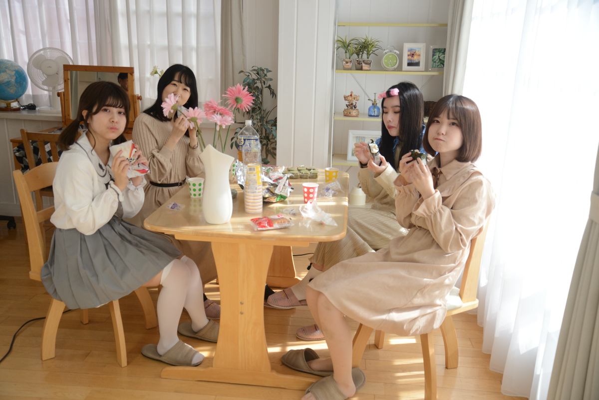 viewit撮影会（総合） on Twitter: "@nanami_viewit @fussanword 11月7日20周年記念撮影会 団体0部開始前 モデル4人で昼食。スタジオでは昼食が ...