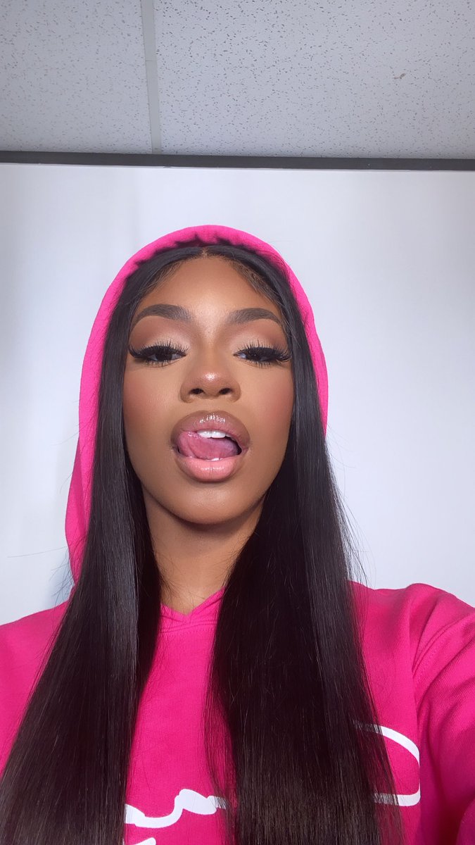 🥂🤍 on Twitter: "RT @themonaleo: why would i say this dumb ass sht"