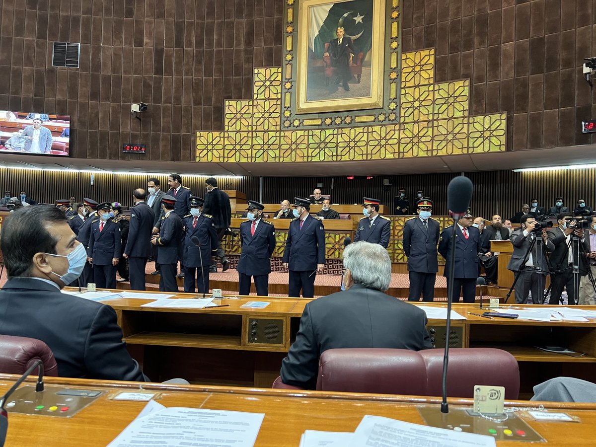 Comrade Tweets (@comradenaeem) | Twitter