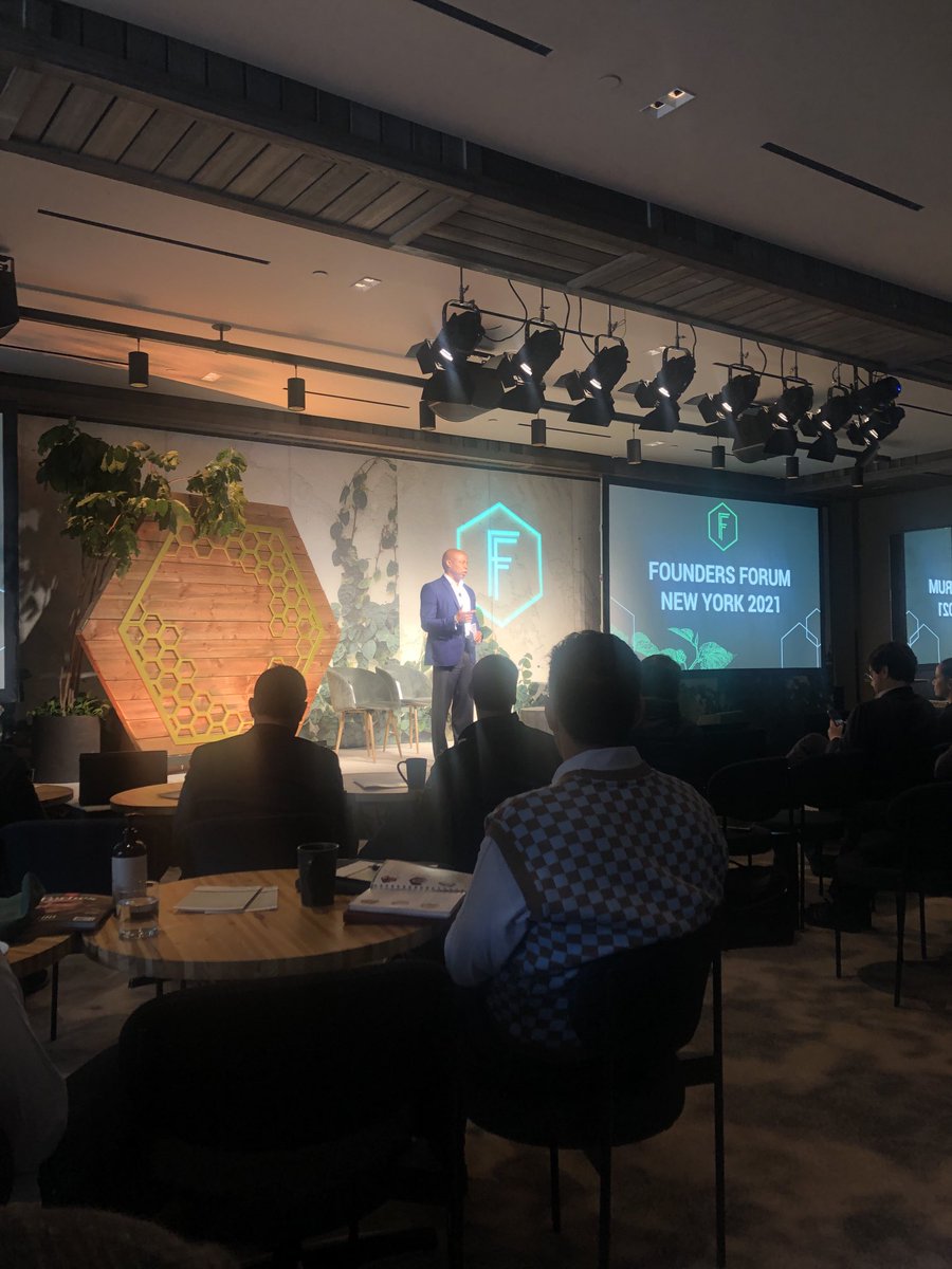 Sally Goldenberg's Threads – Thread Reader App