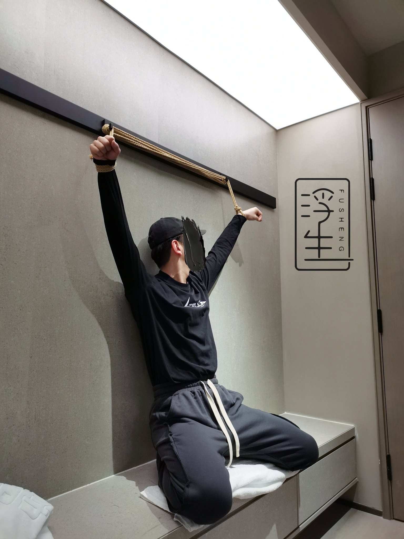 浮生Fusheng on Twitter: "介绍一下白皮母狗@ying0571：母狗肉便器 180大型犬 全自动飞机杯 下贱的烂逼 。性格好，会撒娇。捆绑篇 https://t.co ...