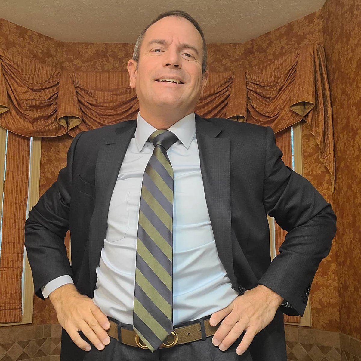 James Akers (@RealJamesAkers) | Twitter