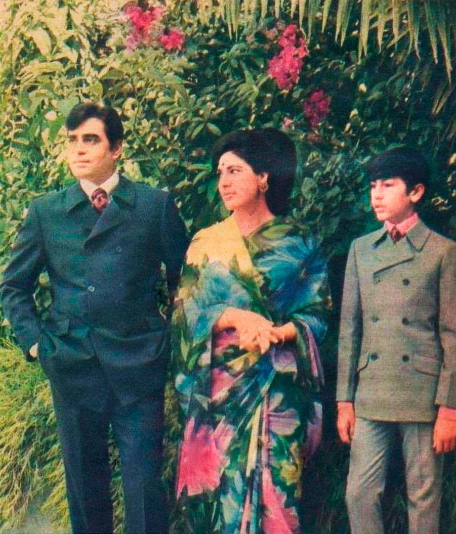 Rajendra Kumar Wife Shukla Photo