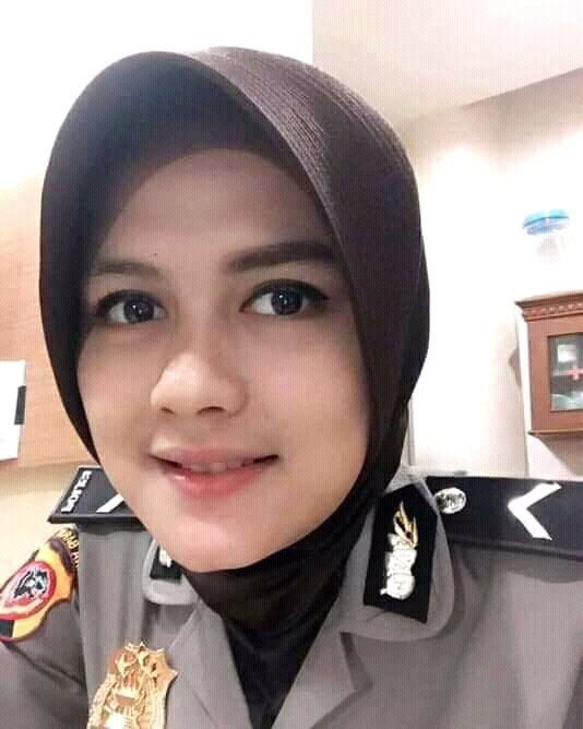 Cewek cantik bugil viral: фотографии в высоком качестве