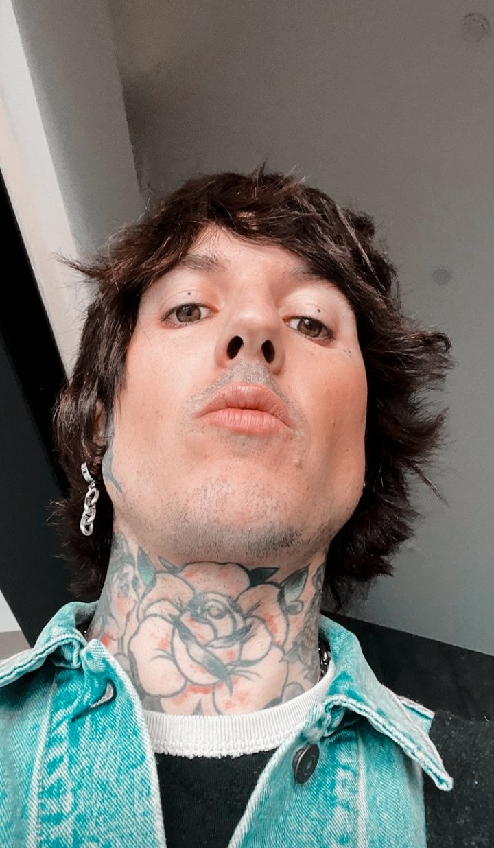 Oliver Sykes New Face Tattoo