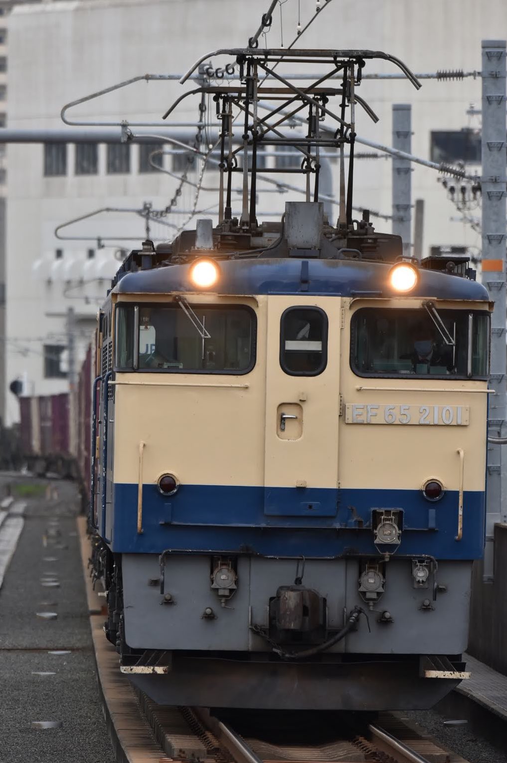 はなぞの on Twitter: "3月 ・EF65-2101 5087ﾚ ・京阪2452F 廃車陸送 ・スナック団臨 ・EF65-2094+シキ801来阪 https://t.co ...