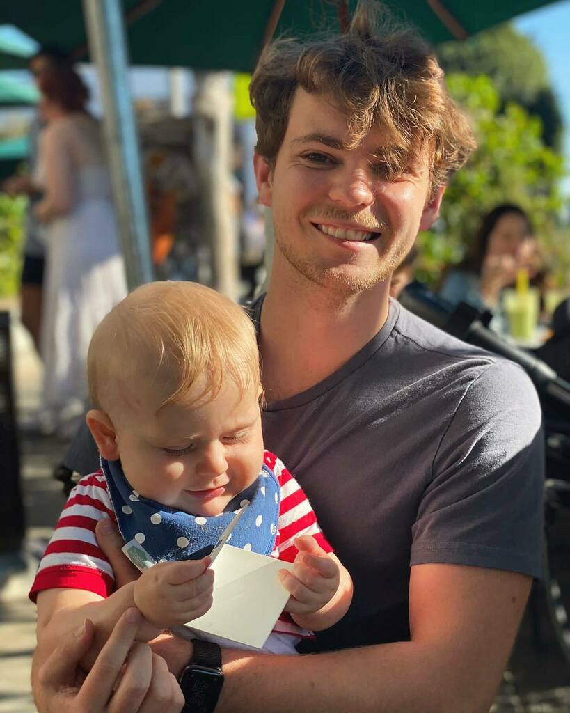 Robbie Kay Girlfriend 2022