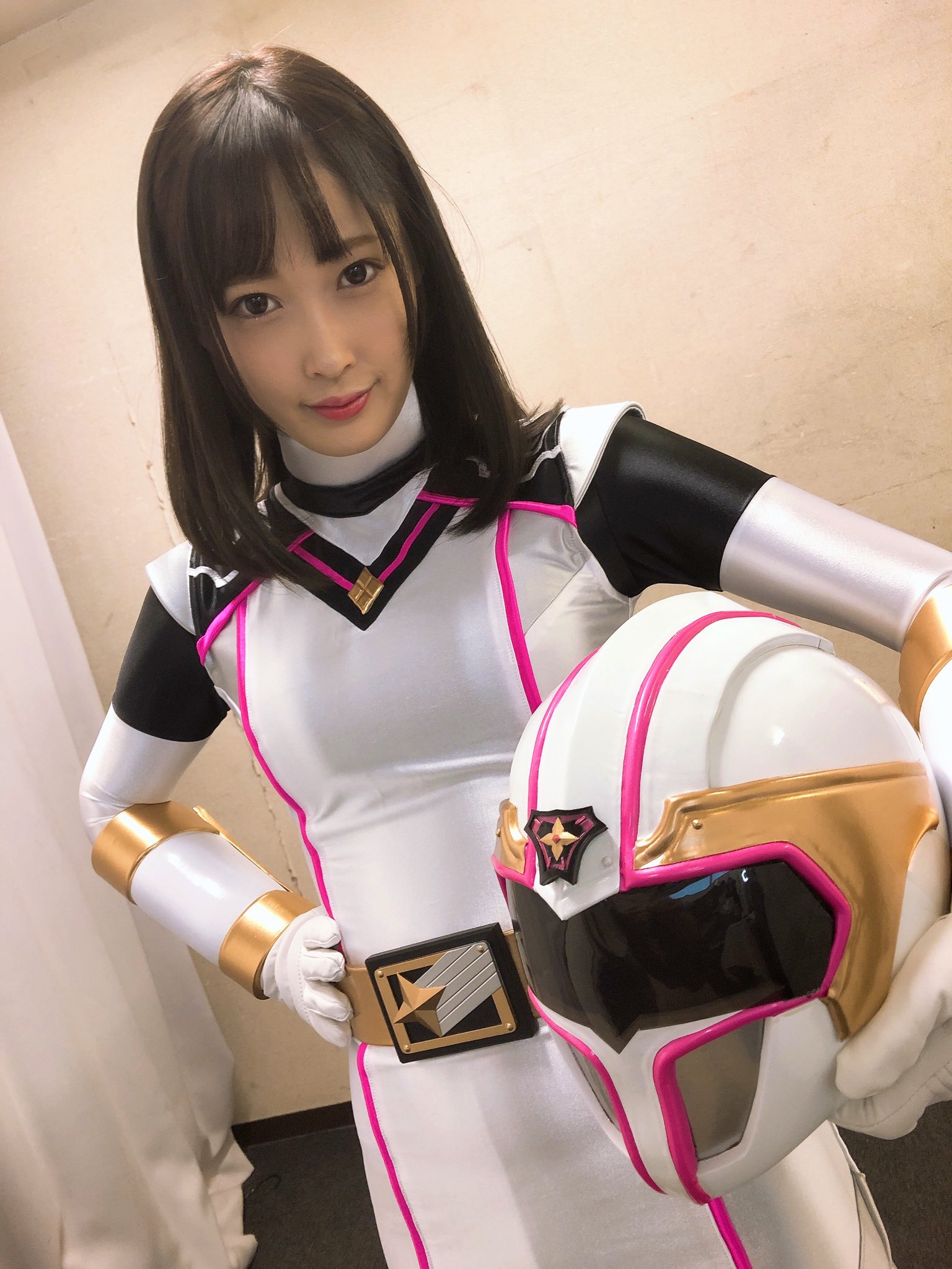 GIGA特撮ヒロイン動画 on Twitter: "RT @giga_una7: マスクオフ🥷 ＃セイニンホワイト https://t.co/KJOhqWBj4I" / Twitter