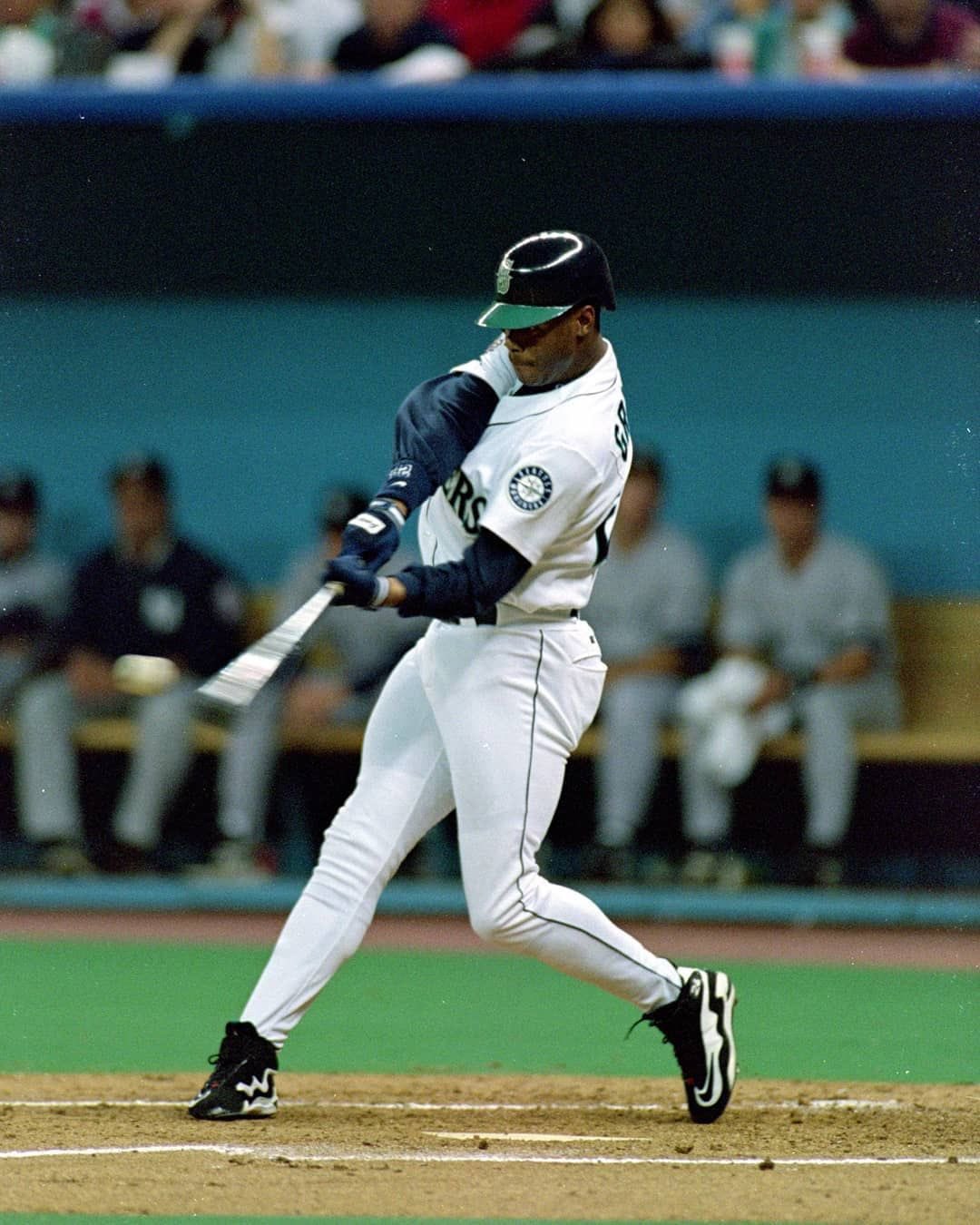 Ken Griffey Jr Stance