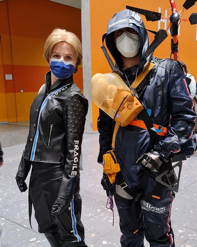 Hideo Kojima Cosplay The Process Behind Solid Snake!! From Metal Gear