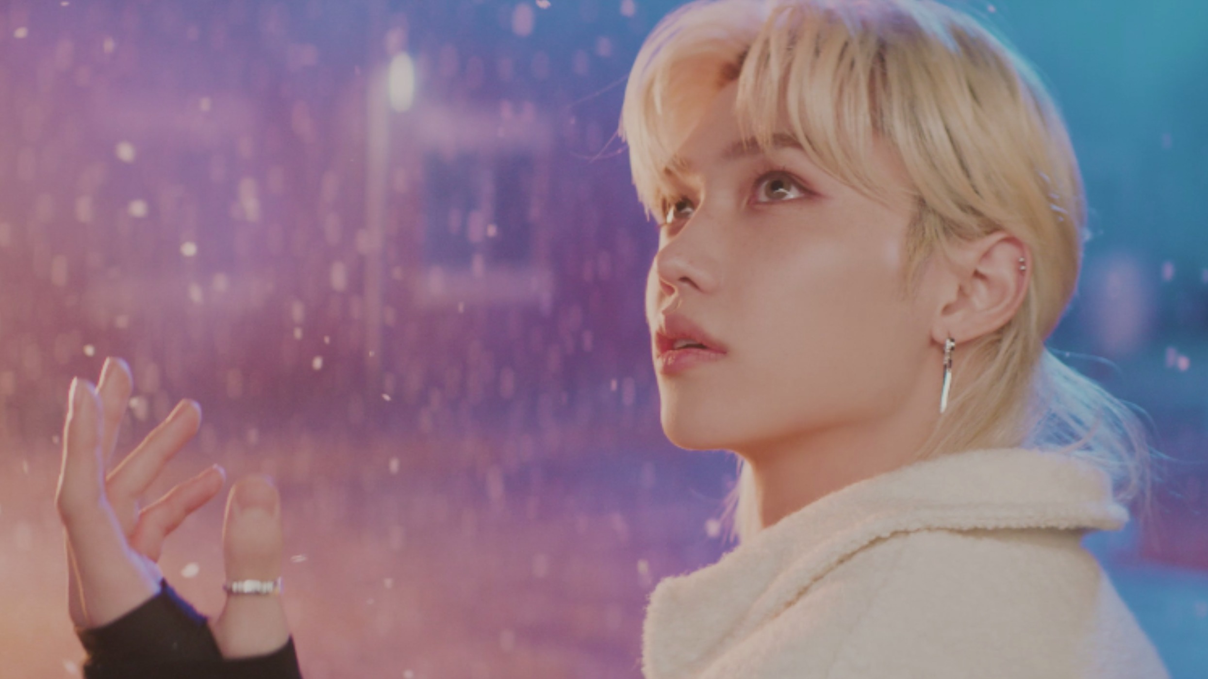 리라 (@lilx_lix) / Twitter