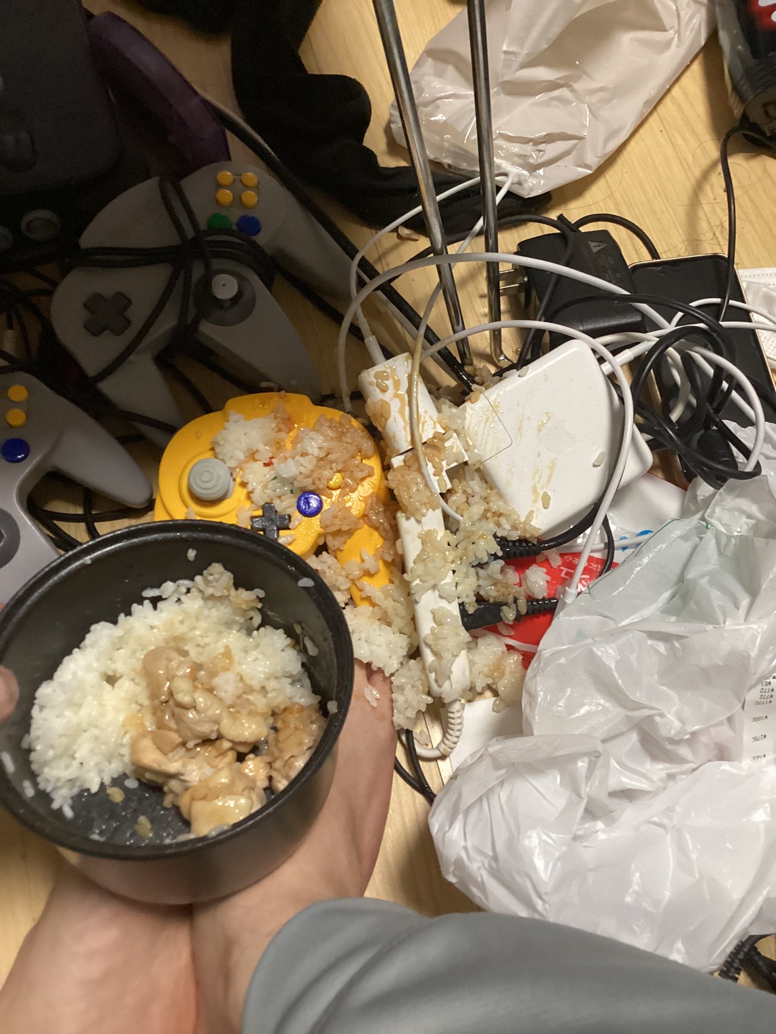 KANNO on Twitter: "I was so excited about weegee wr then I spoiled my rice meal😭😹 Anyway ...